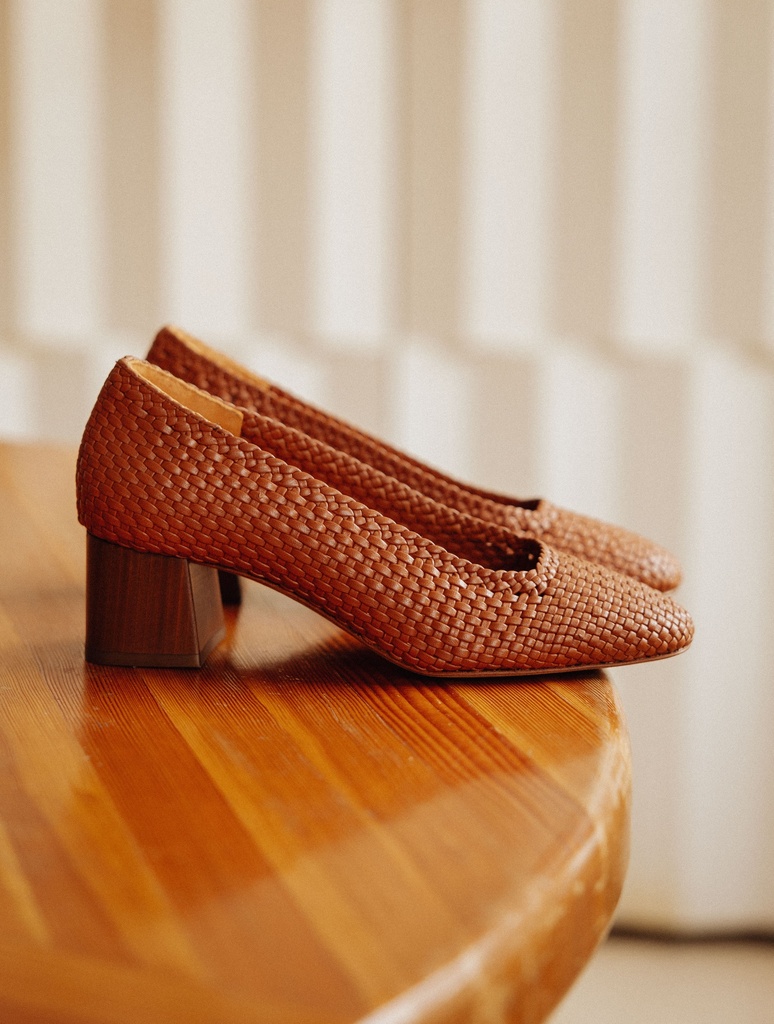 Giorgia Camel - Toe-ring sandals in camel leather