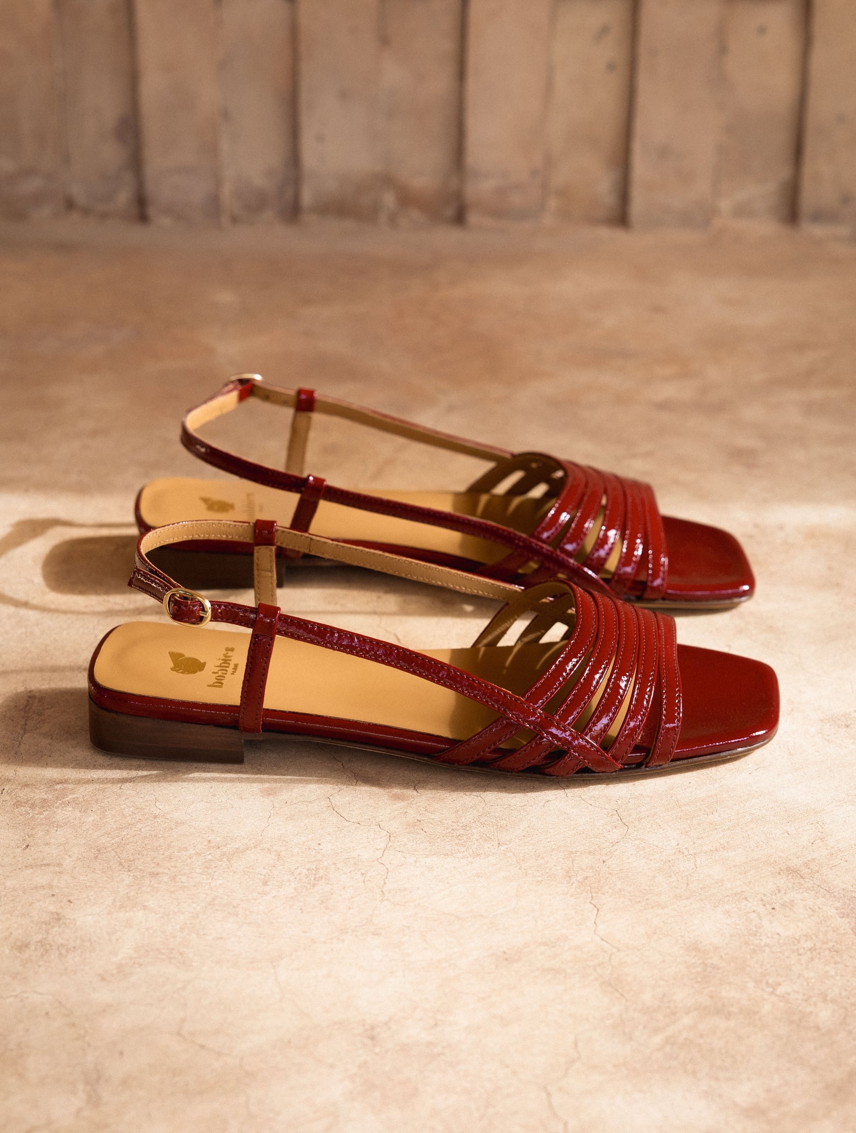 Diana Cherry Gloss - Flat sandals slingback in red patent leather
