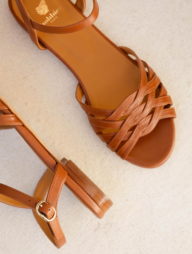 Ellis Camel - Flat sandals in camel lamb leather with intertwined front ...