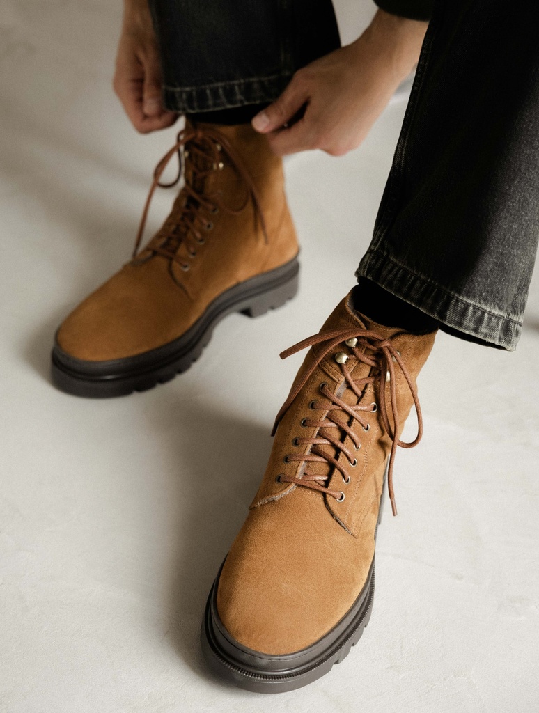 Harper Camel - Boots à lacets en cuir suédé daim camel avec semelle ...