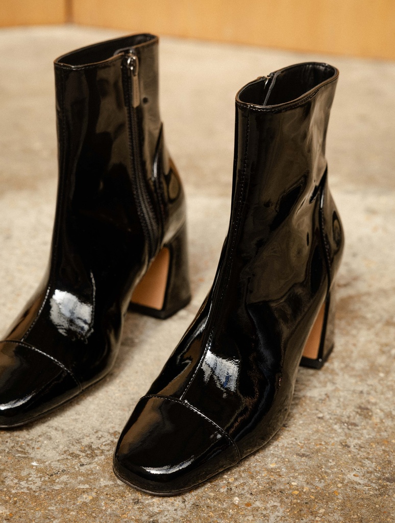 Aline Noir Laqué - High heel boots in black patent leather