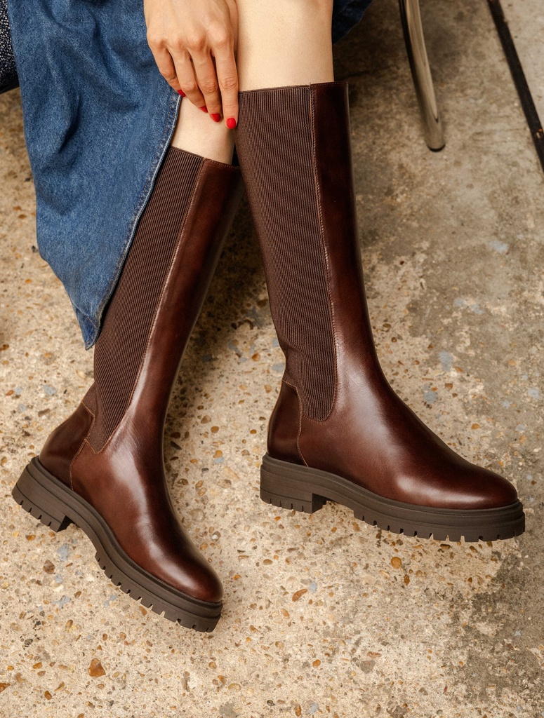 Lara Irish Coffee - Lace-up commando boots with notched soles in brown ...