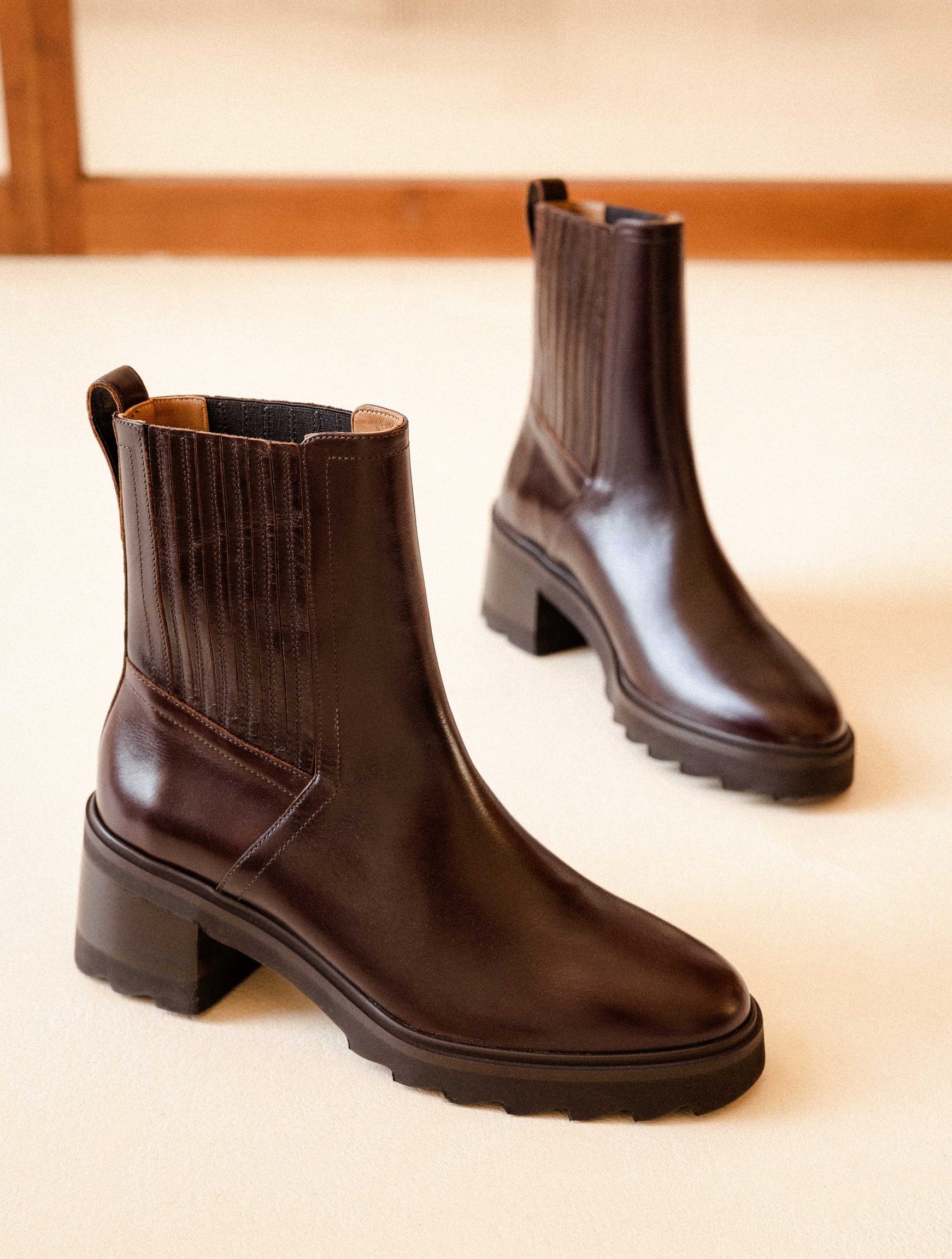 Women's black leather lug sole ankle boots | Lison Irish Coffee | Bobbies
