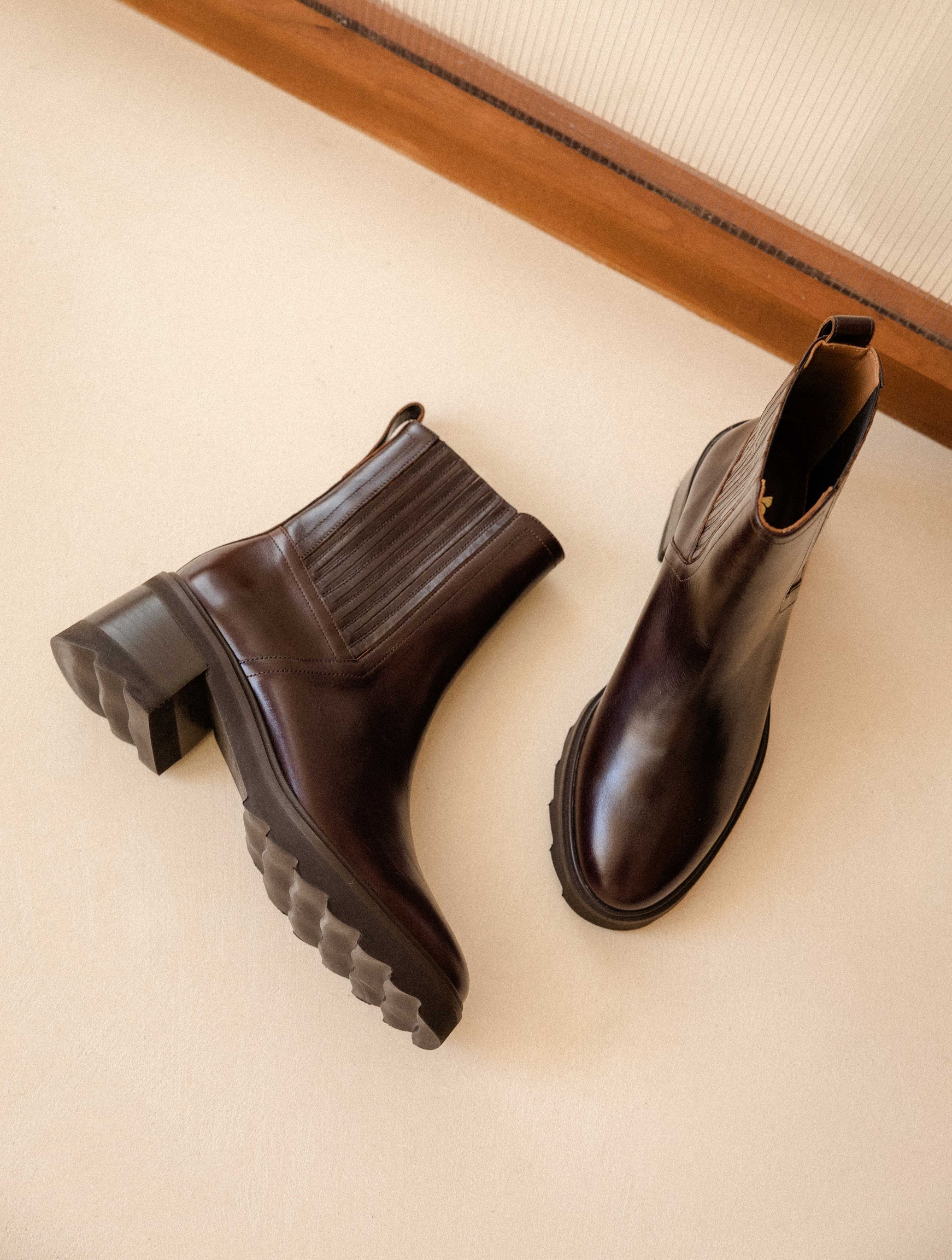 Women's black leather lug sole ankle boots | Lison Irish Coffee | Bobbies