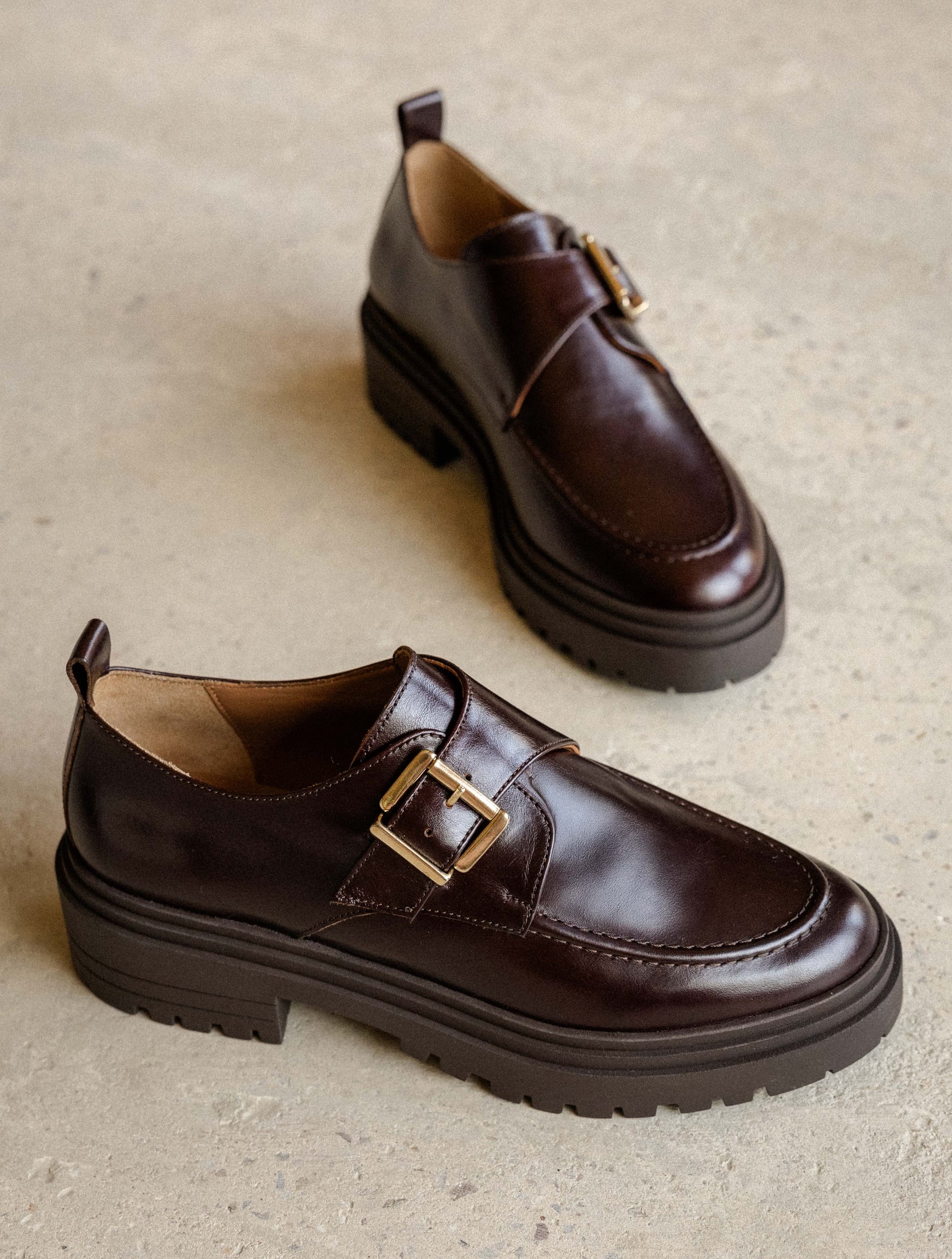 Women’s buckle lug sole leather derby shoes black | Nicola Irish Coffee ...