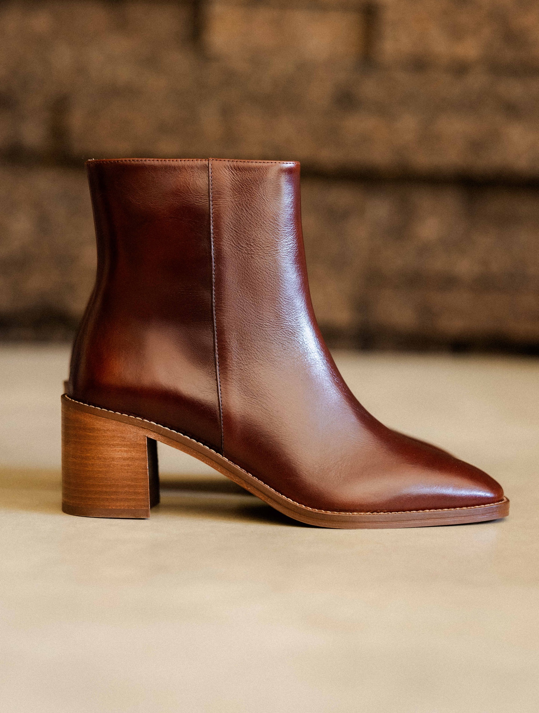 Women's mid-heel brown leather ankle boots | Sienna Chestnut | Bobbies